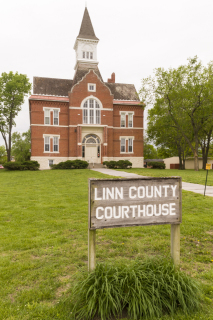 Linn County Courthouse (Mound City, Kansas) | Stock Images | Photos