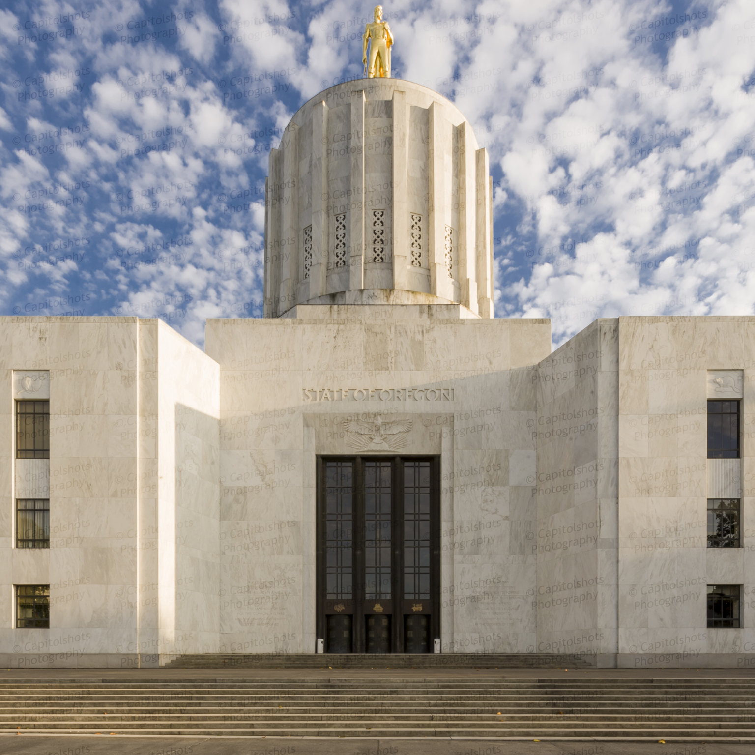 Oregon State Capitol (Salem, Oregon) | Stock Images | Photos